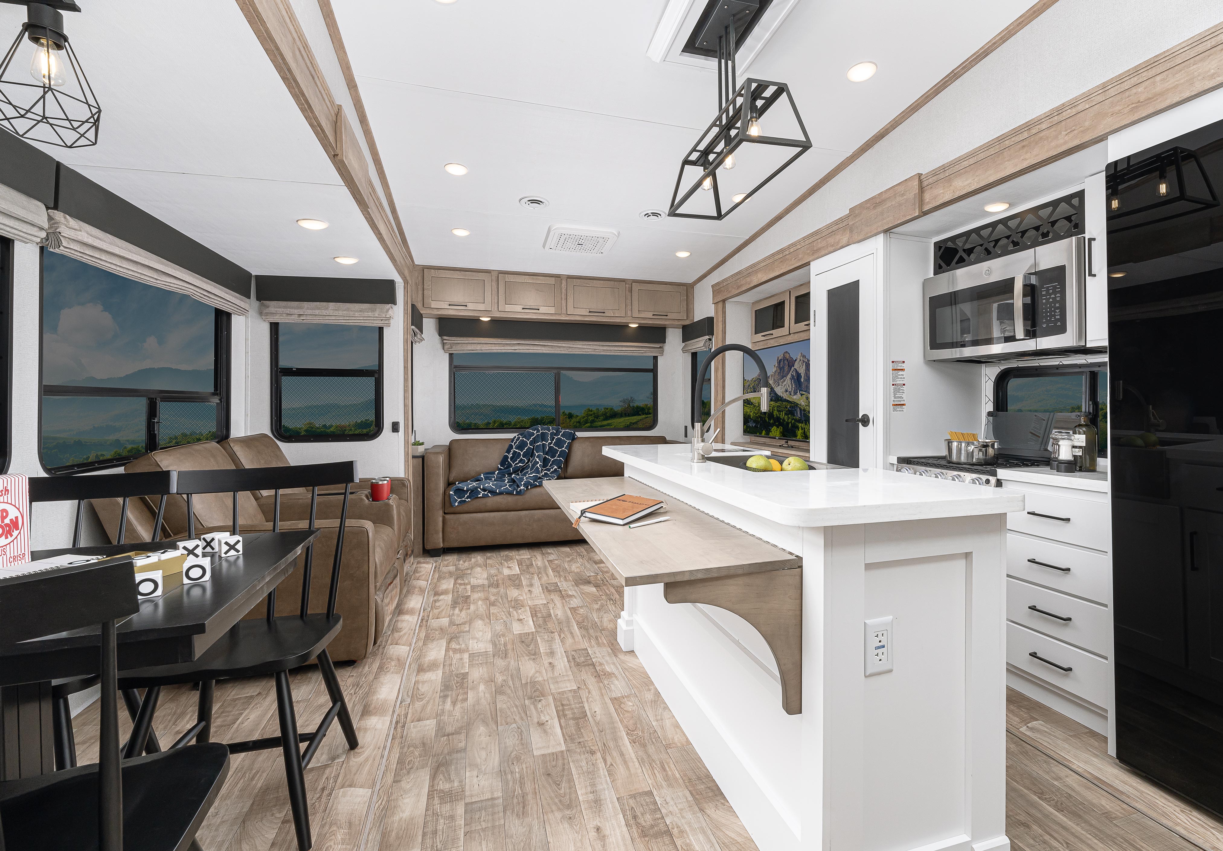 Arcadia Fifth Wheel RVs - Keystone RV - Keystone RV
