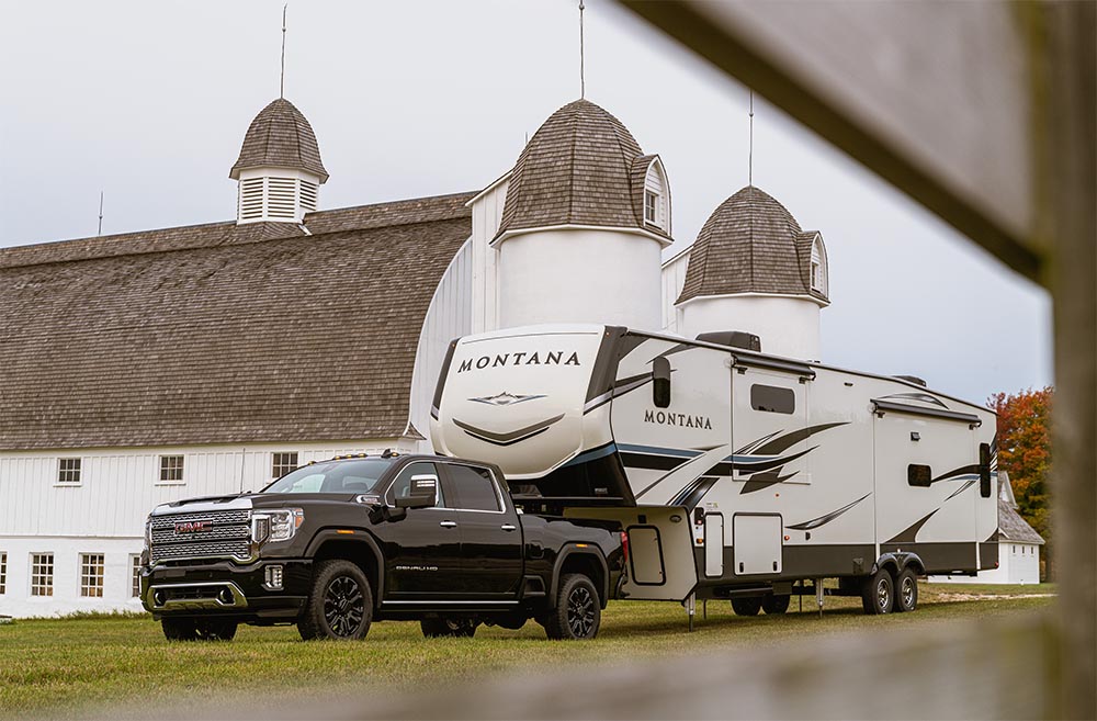 Montana Luxury Fifth Wheel RV's 2021 New Features | Keystone RV Blog ...